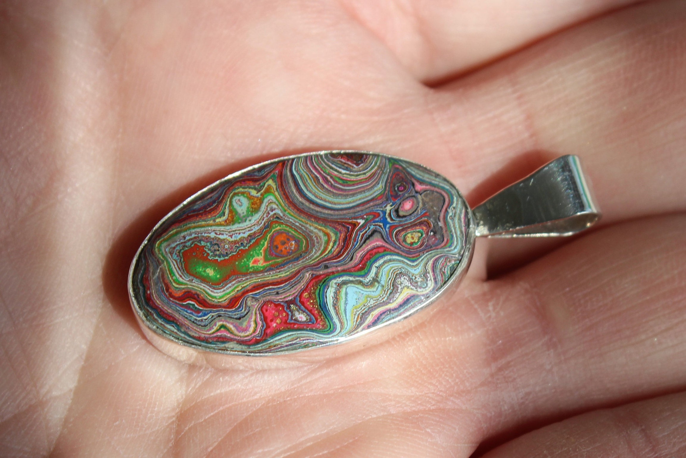 Cadillac Ranch Paint Agate Necklace Pendant: CRN-2