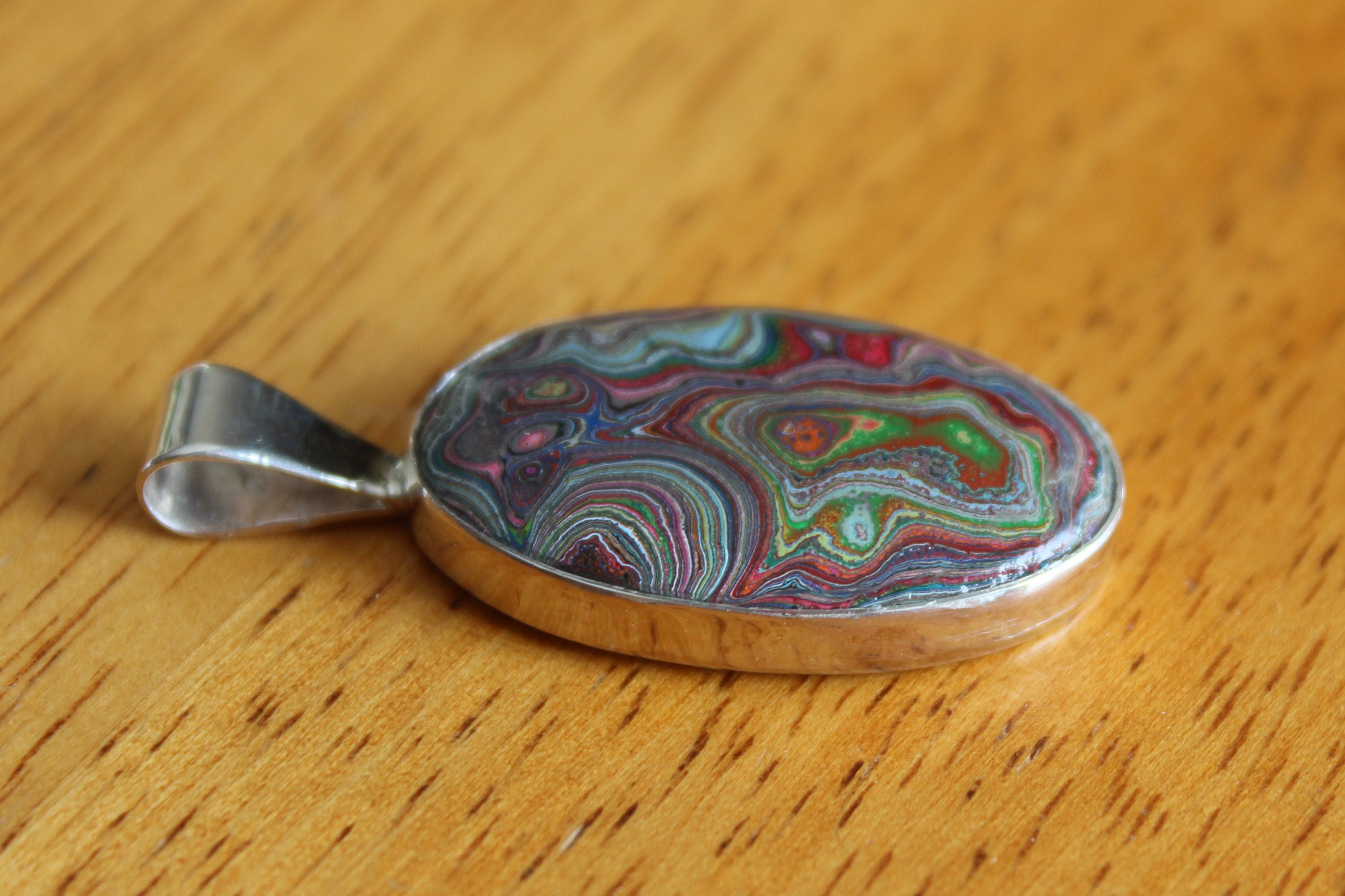 Cadillac Ranch Paint Agate Necklace Pendant: CRN-2