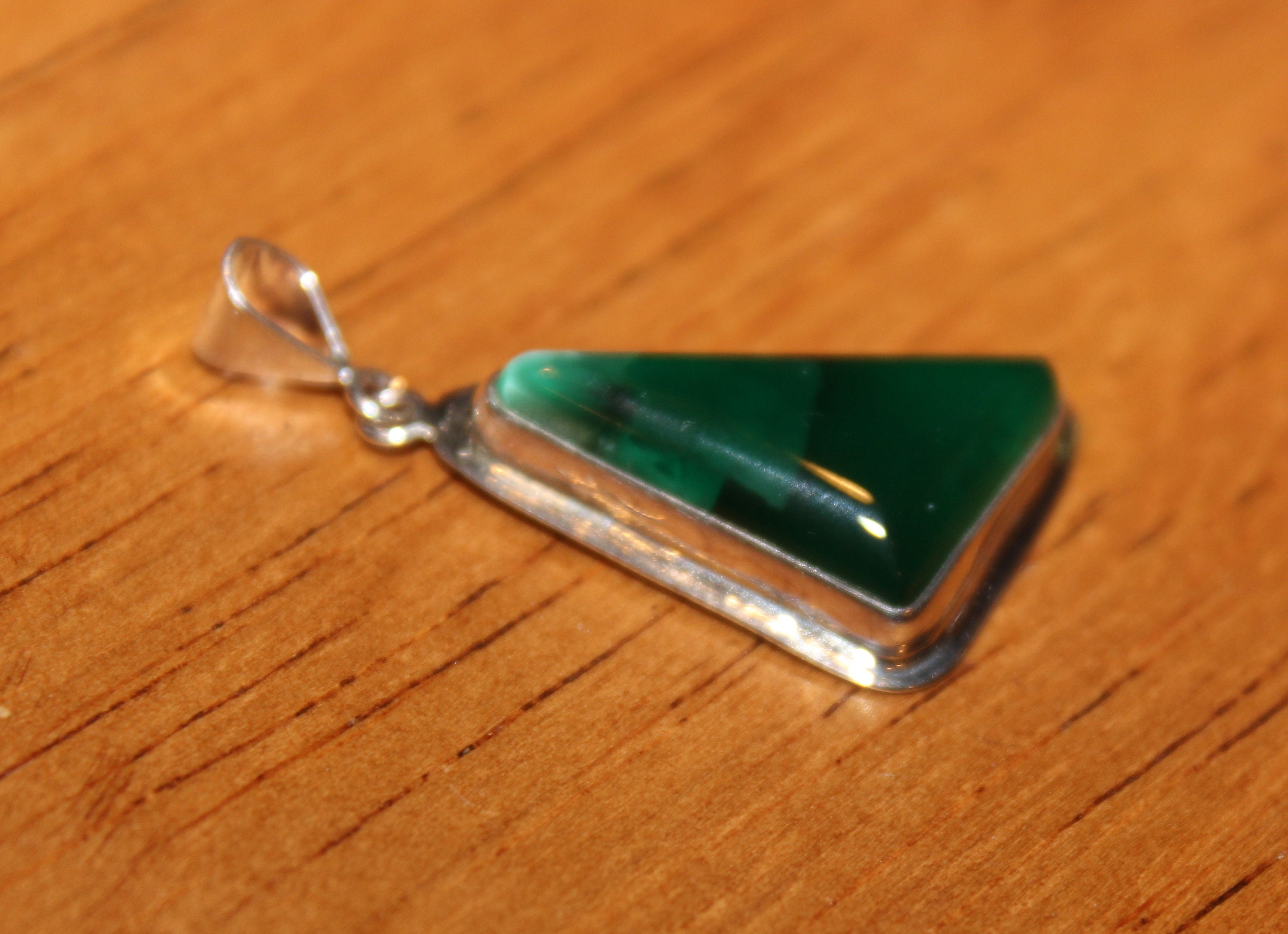 Victoria Stone Pendant in Green