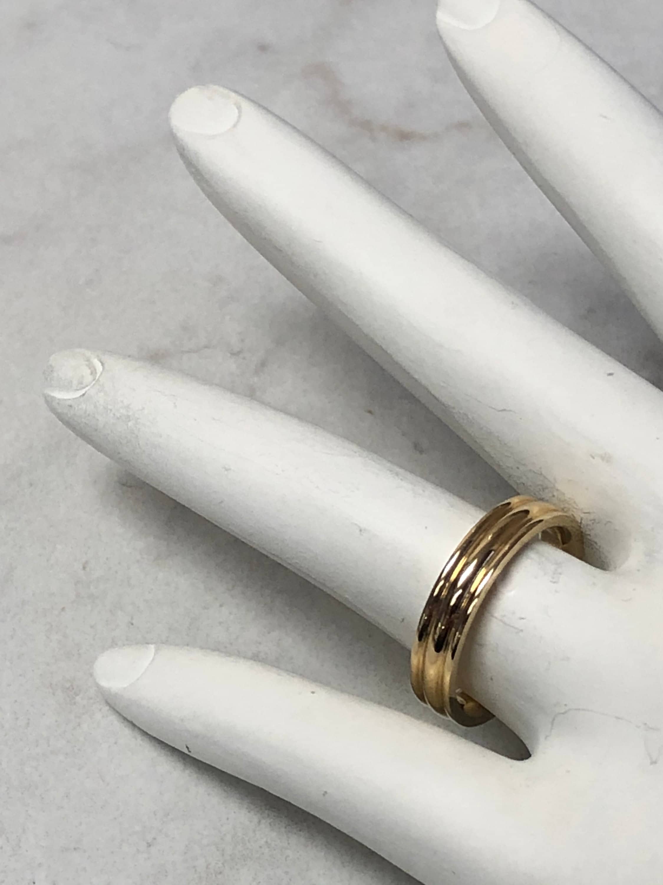 14kt Yellow Gold Unisex 4mm Wide Wedding/anniversary/stackable - Etsy