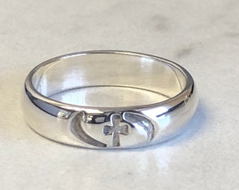 Cross Wedding Band - Etsy