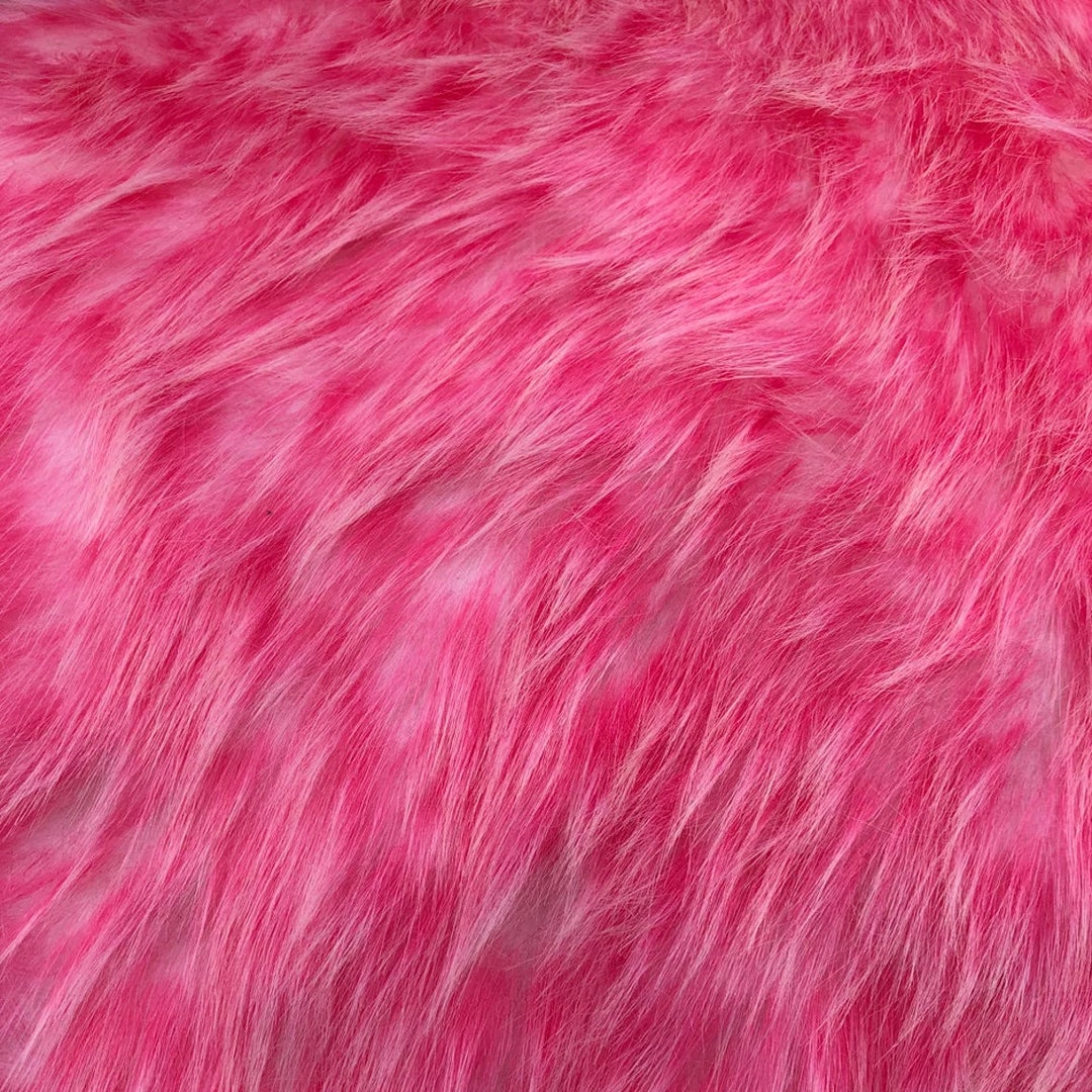 1-YARD Candy Shade Fur Ivory With Red on a Medium Pile of 2" Newborn ...