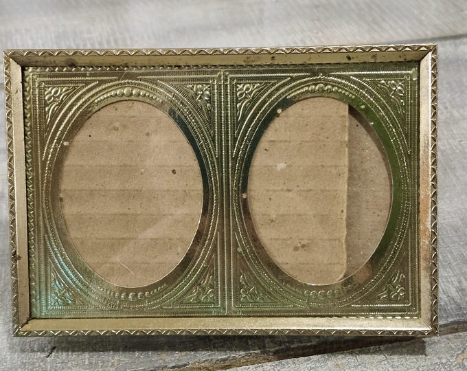 Vintage Gold Metal Picture Frame Embossed Foil Holds 2.5x3.5” Photos ...