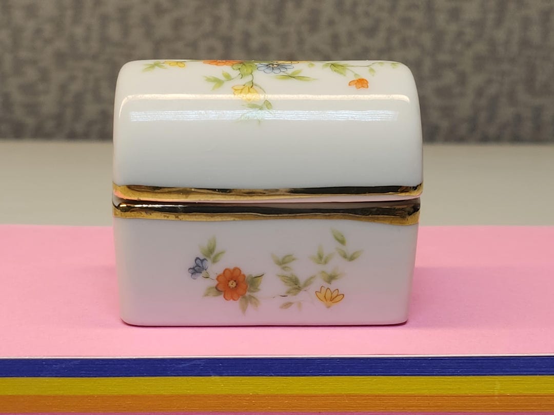 Japan Trinket Box Vintage Porcelain Gold Trim White With Flowers 2" - Etsy