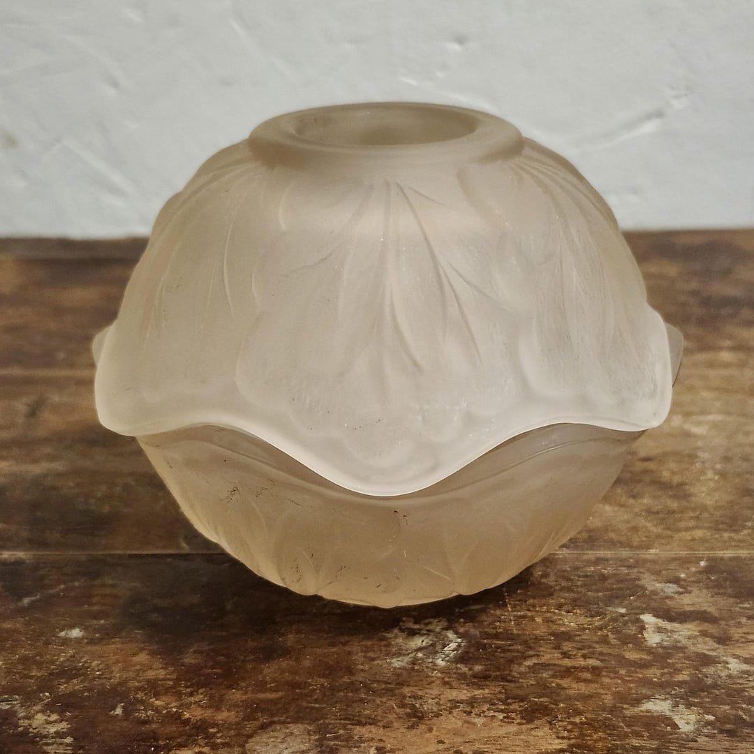 Vintage Pink Frosted Satin Glass Clam Shell Fairy Lamp Tea Light Votive ...