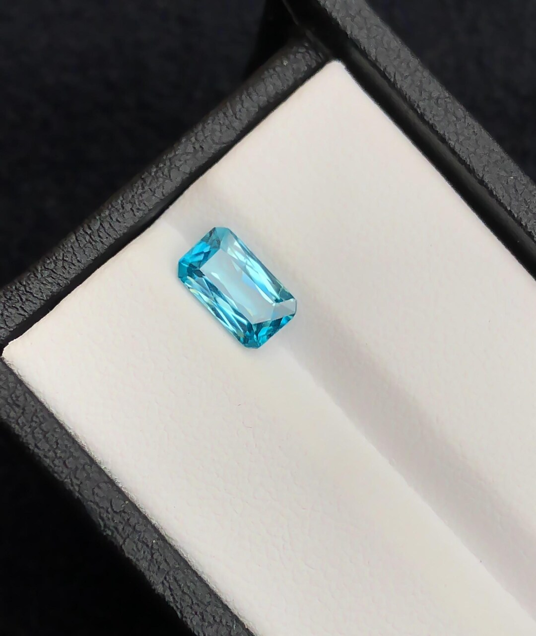 2.05 Carat Blue Zircon Gemstone, Rectangular Cut, Afghanistan Origin - Etsy
