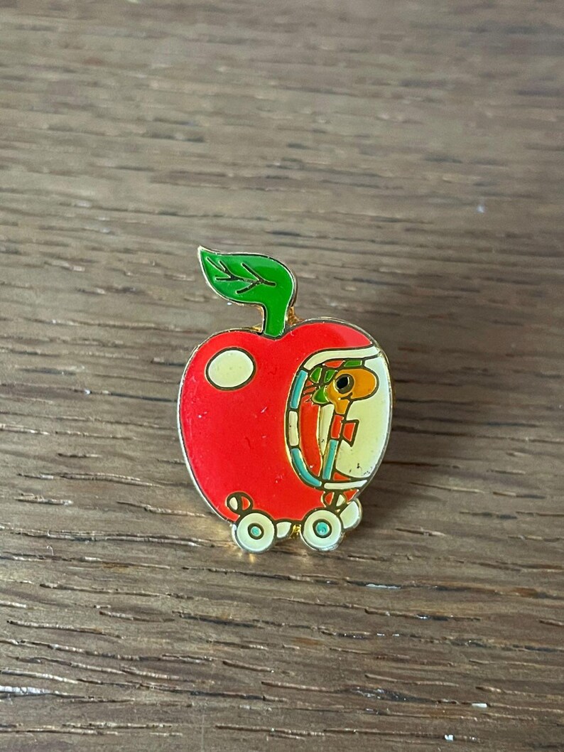 Lowly Worm Pin - Richard Scarry Busytown Children's Literature Book ...