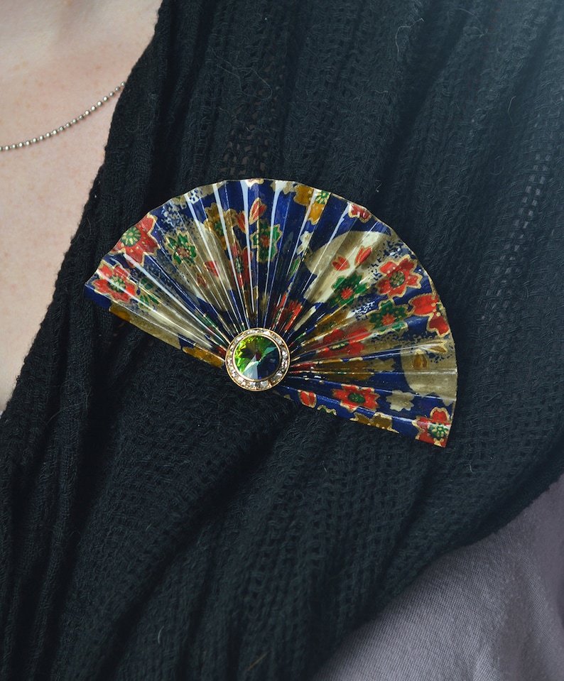 Art Paper Brooch, Fan Brooch, Paper Brooch, Origami Brooch, Patterned ...