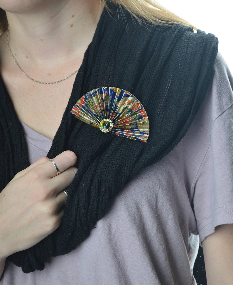 Art Paper Brooch, Fan Brooch, Paper Brooch, Origami Brooch, Patterned ...