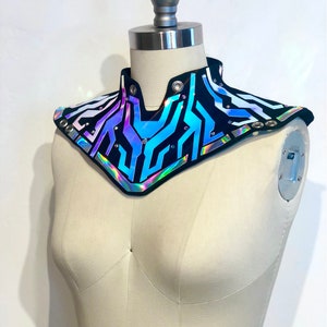 Holographic Capacitor Neck Collar | Futuristic | Cyberpunk | Circuitry ...