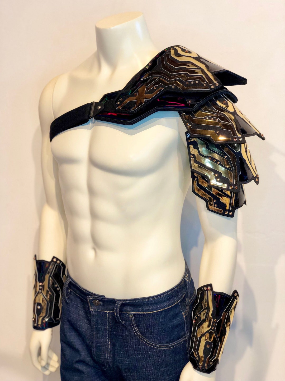 Holographic Volt Armor Cyberpunk Futuristic Cosplay Pauldron Bracers ...