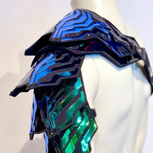 Holographic Volt Armor | Cyberpunk | Futuristic | Cosplay | Pauldron ...