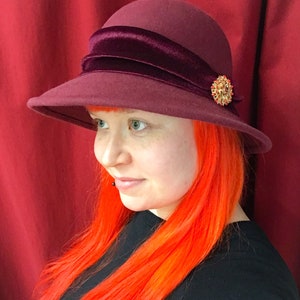 Burgundy Red Felt Hat With Velvet Ribbon and Red/ Golden Rhinstone ...