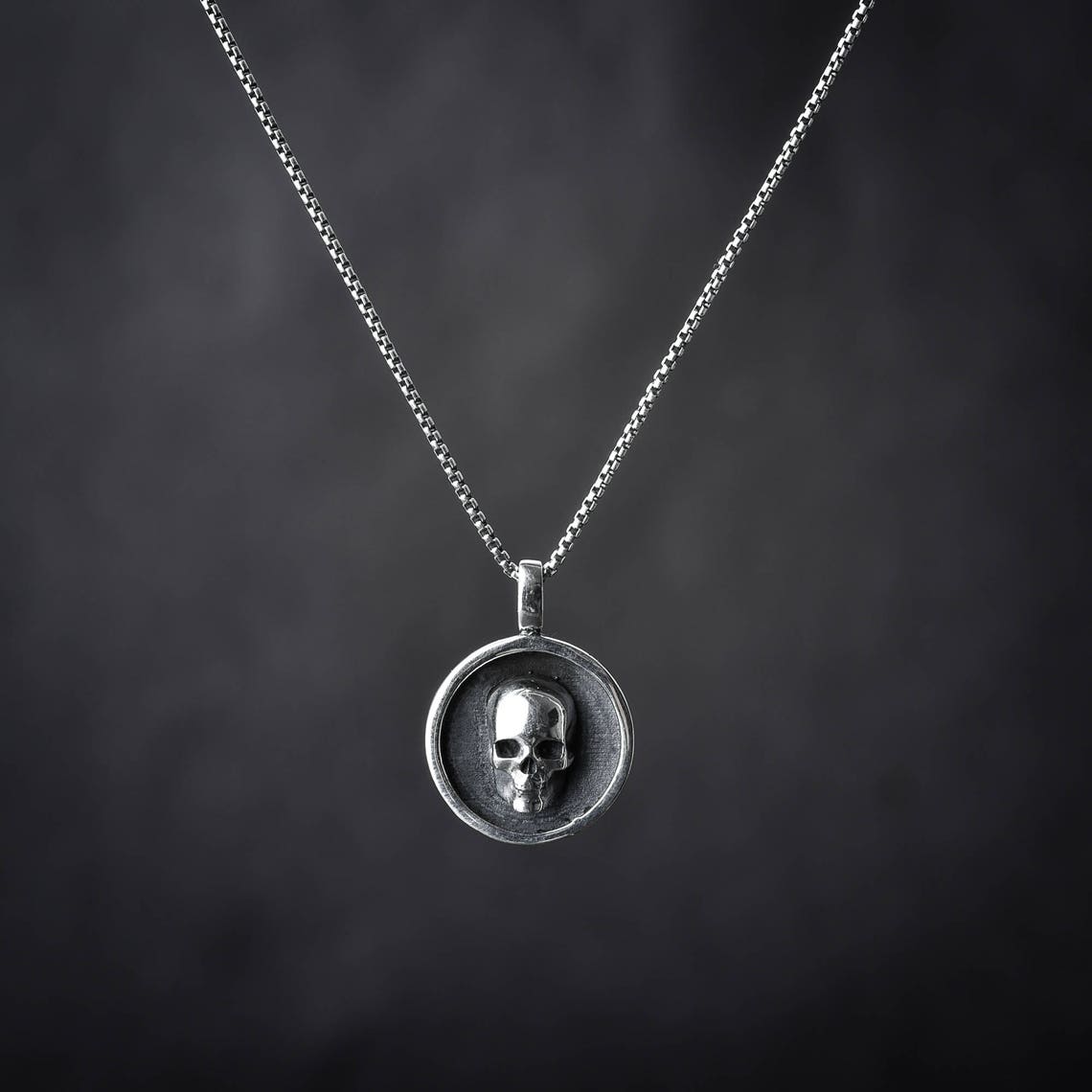 Round Skull Necklace - Etsy