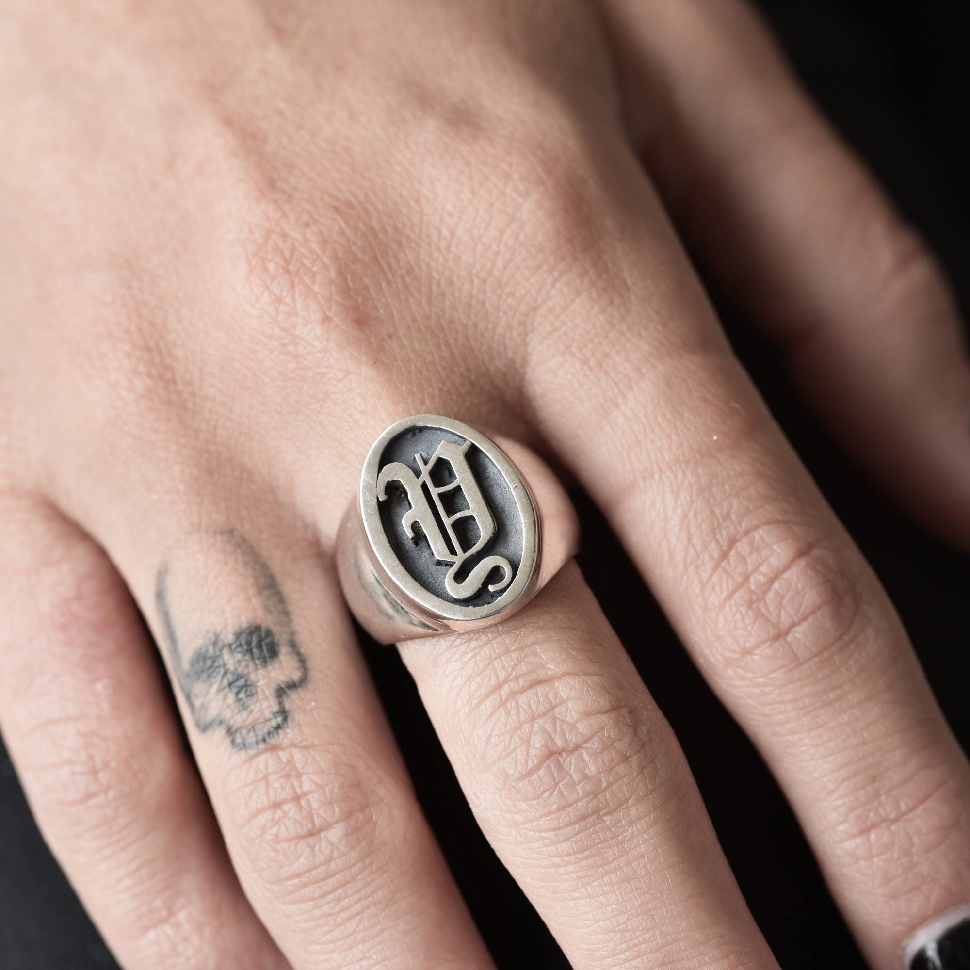 Oval Old English Letter Signet Ring | Silver Letter | Name Ring ...