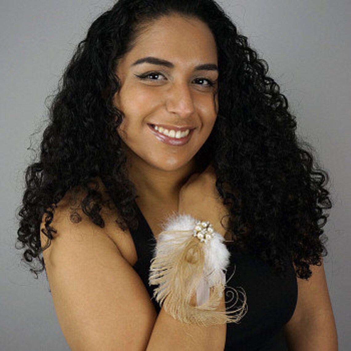 Beige & Ivory Feather Embellishment With Pearl and Rhinestone Accents ...