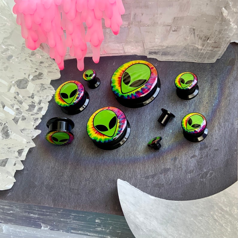 Far Out Tie Dye Alien Head Acrylic Babes Ear Plugs Gauges - Etsy