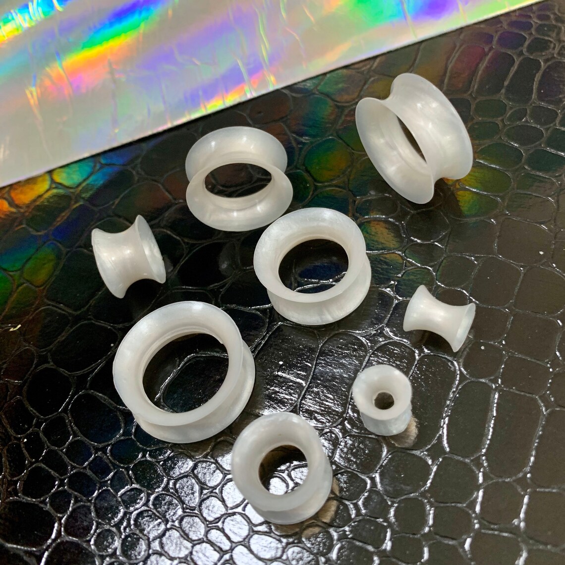 Chalcedony Alien Skinz Pearlescent Silver Silicone Ear Plugs | Etsy