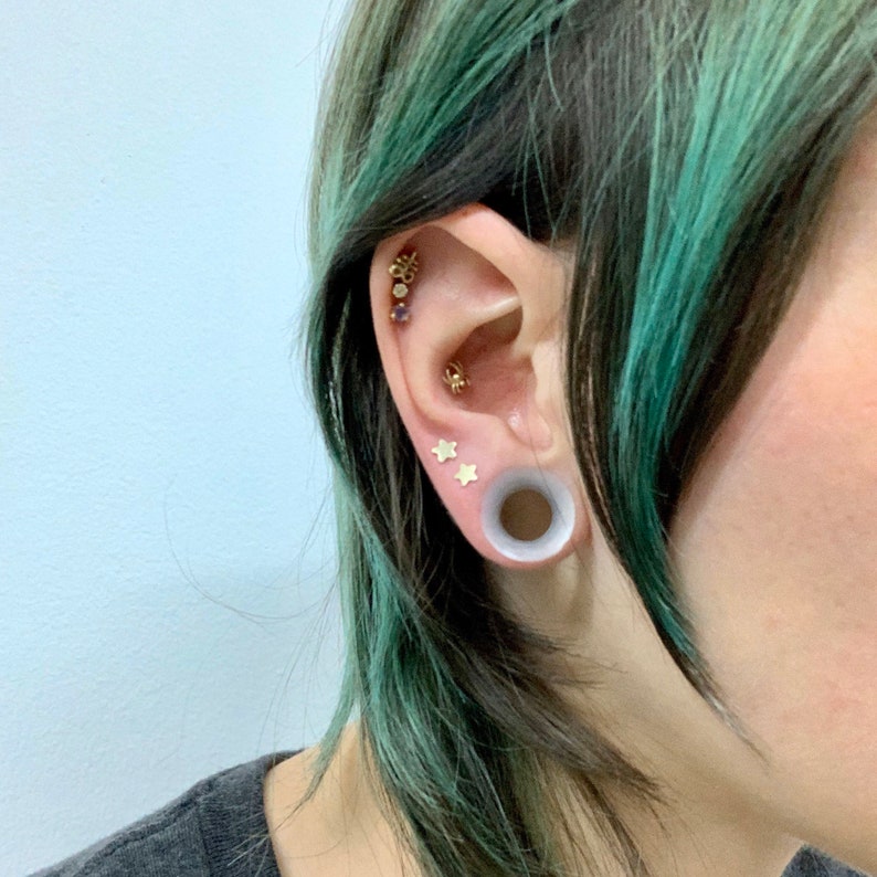 Chalcedony Alien Skinz Pearlescent Silver Silicone Ear Plugs | Etsy