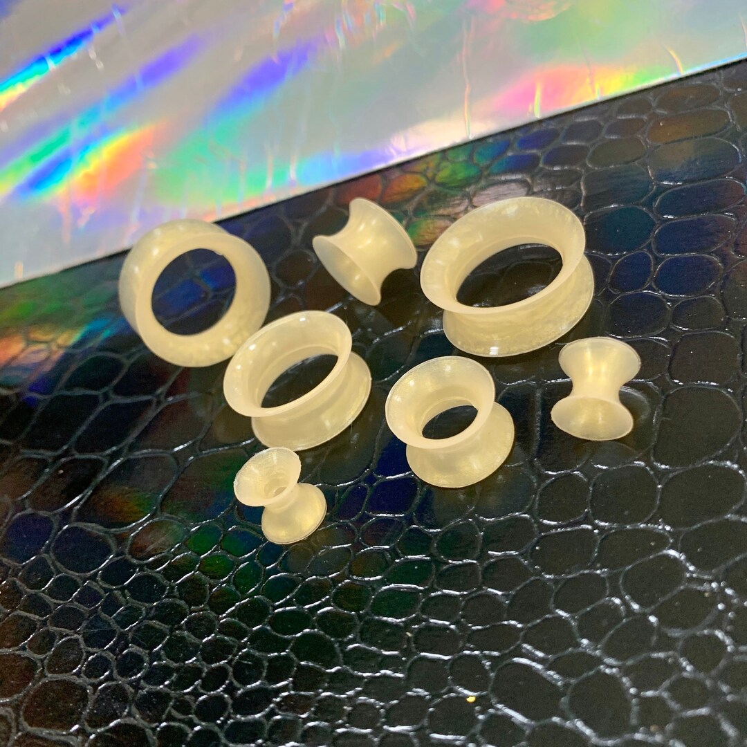 Citrine Alien Skinz Pearlescent Gold Silicone Ear Plugs Tunnels Gauges ...