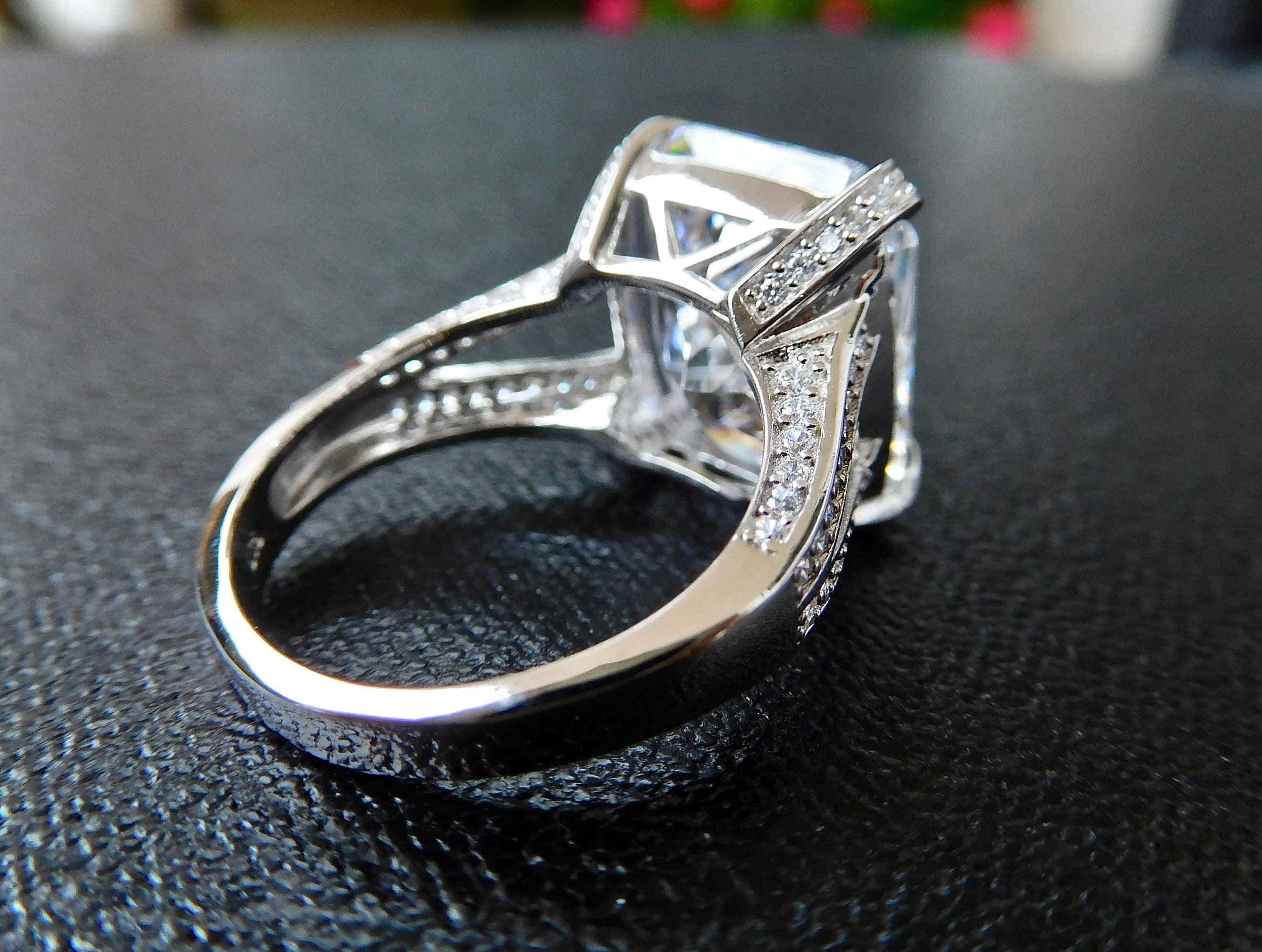 Radiant engagement ring - pcjulu