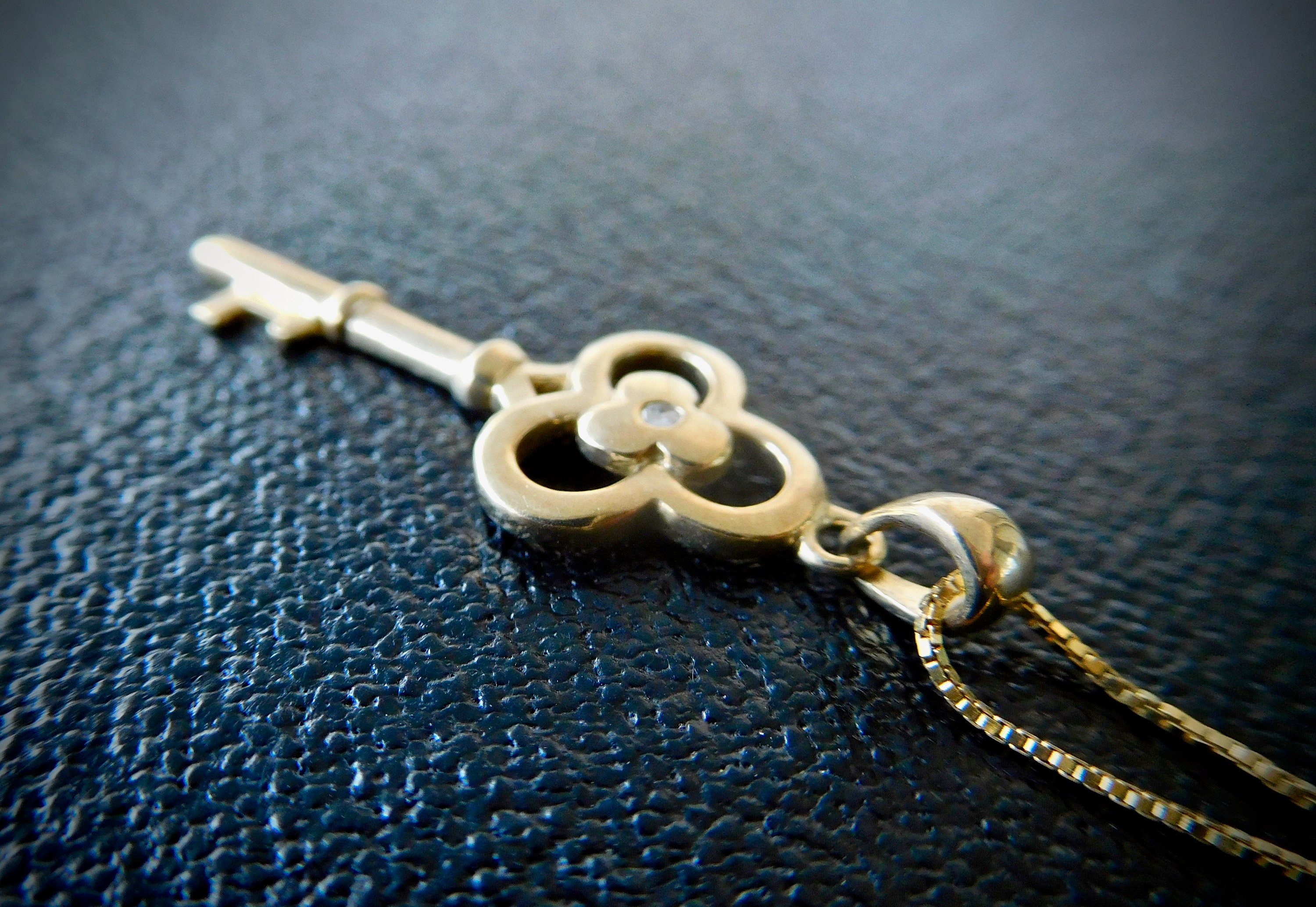 Vintage 9ct Yellow Gold and Diamond Key Pendant Gold Key - Etsy UK
