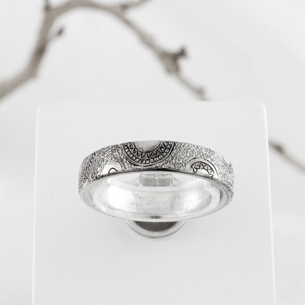 Hand Engraved Ring - Etsy