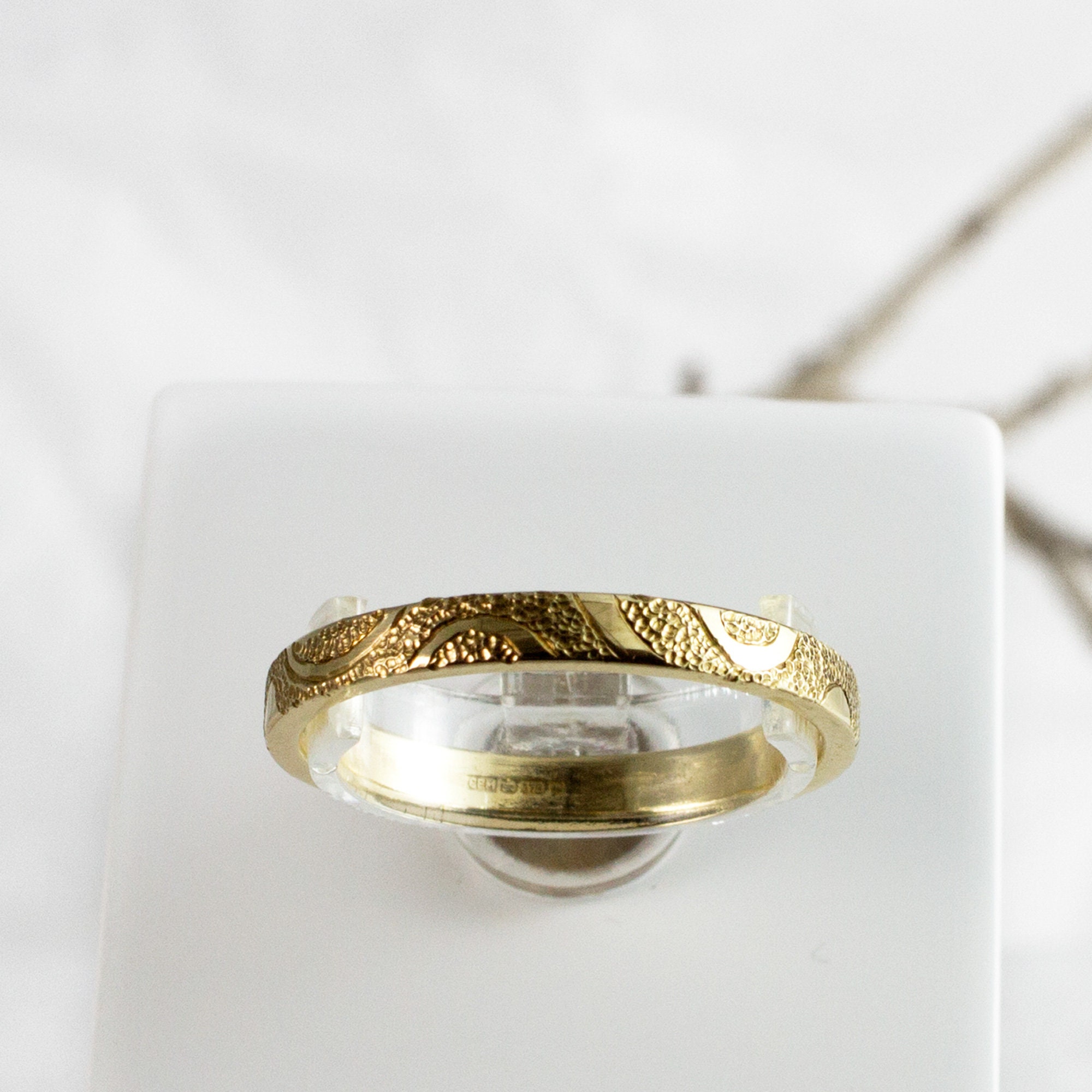 Hand Engraved Gold Ring by Nick Ovchinikov Handmade in - Etsy Sweden