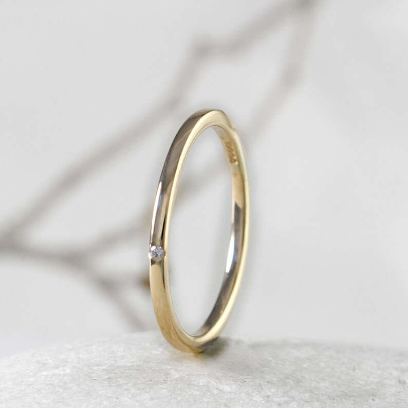 Diamond Gold Ring Minimalist Gold Wedding Band With Natural - Etsy UK