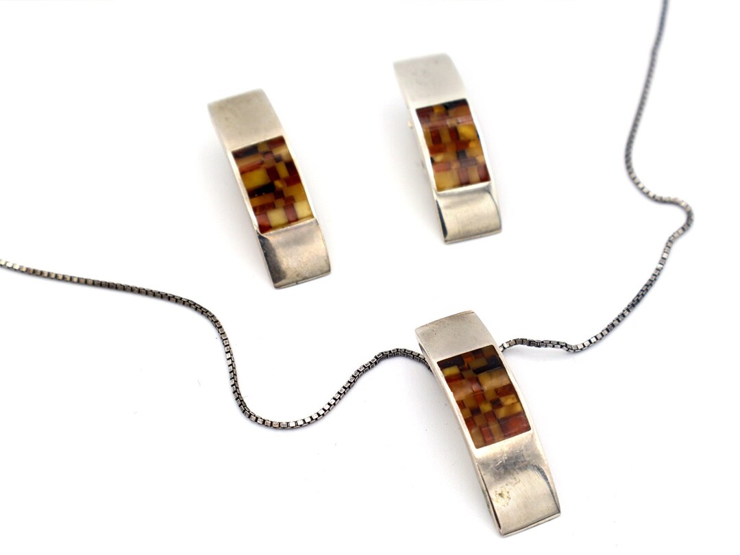 Dainty Minimalist Jewelry Set, Pendant Necklace and Stud Earrings ...