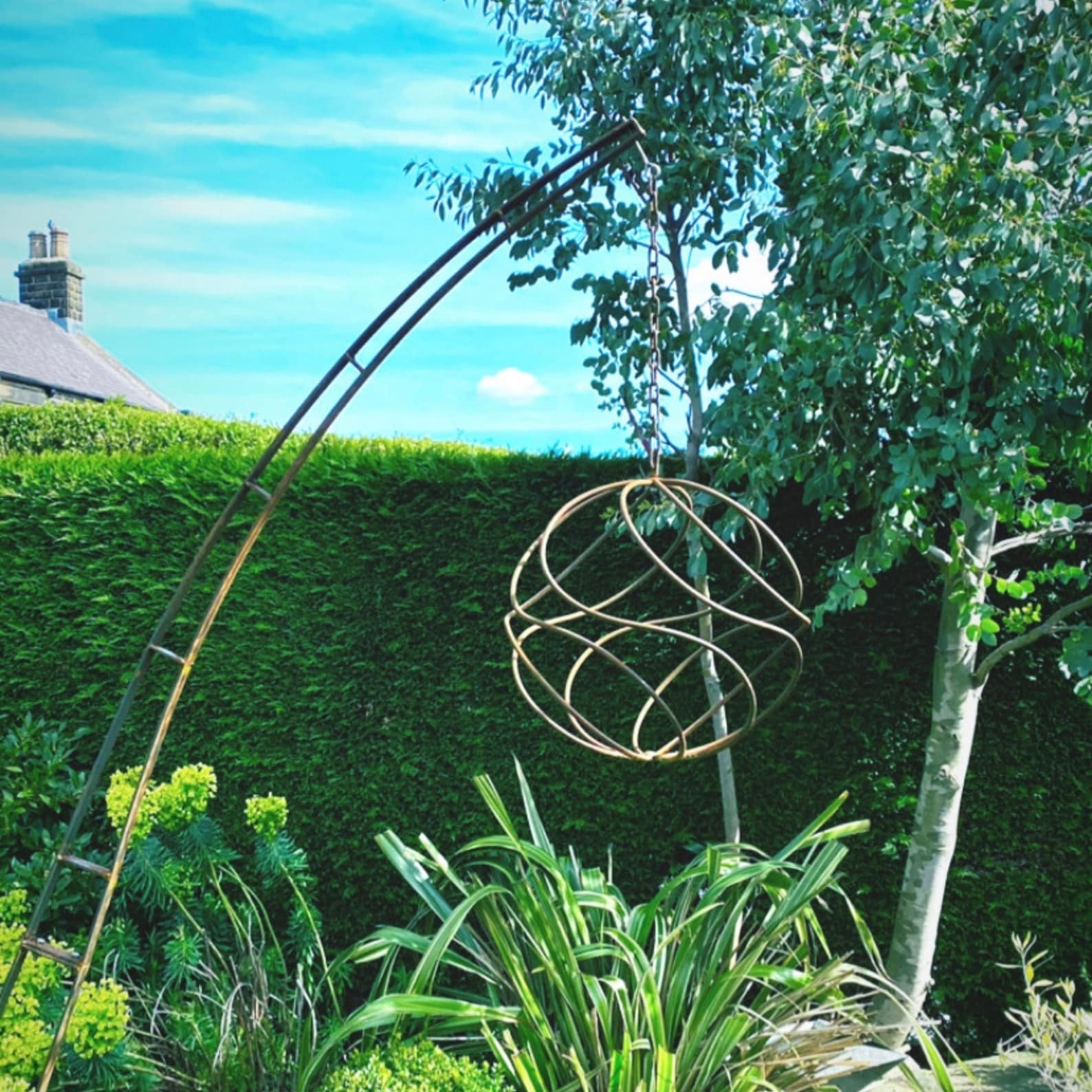 Large Rustic Garden Sculpture / Garden Arch Ornament / Metal Art Garden ...