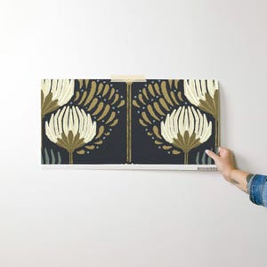 Hollywood Regency Non-pasted Wallpaper - 1920 Blossom Floral by Nancy ...
