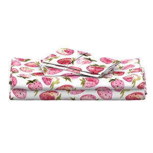 Strawberries Sheets - Strawberries by Daria_nokso - Watercolor Fruit ...