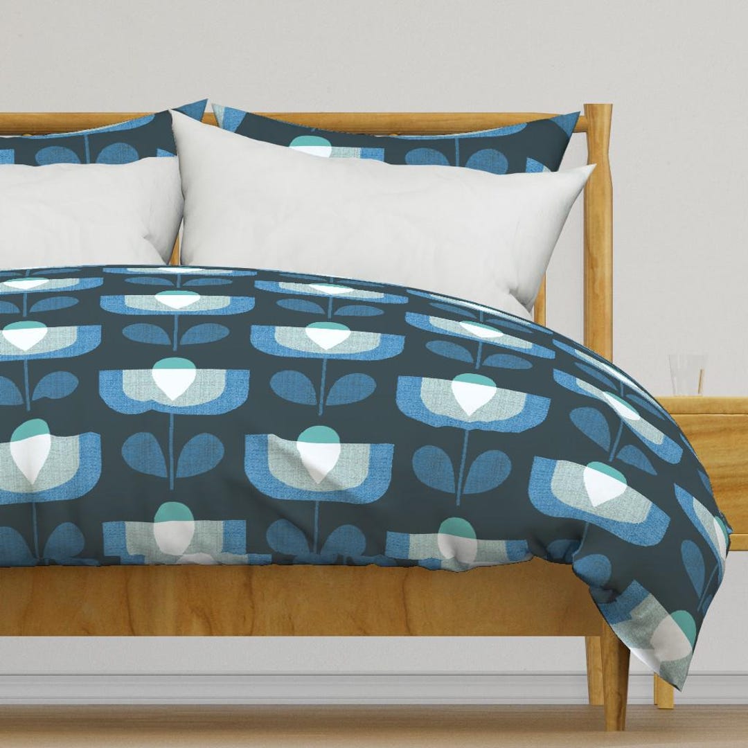 Retro Floral Bedding - Mod Blooms Jumbo by Ottomanbrim - Scandinavian ...