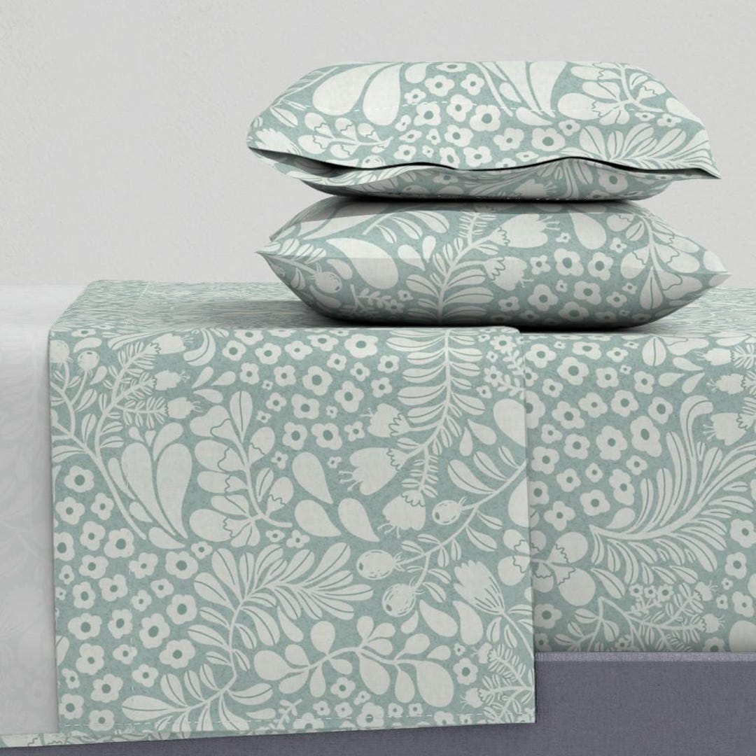 Calm Botanical Sheets - Serene Flowing Flowers by Leahnicoledesigns ...