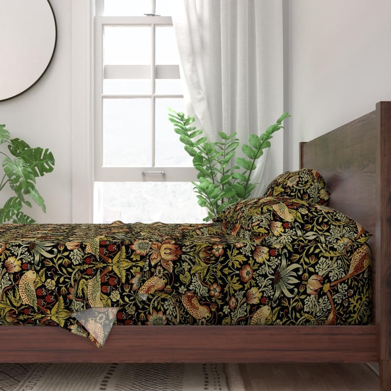 William Morris Sheets - Strawberry Thief by Peacoquettedesigns ...