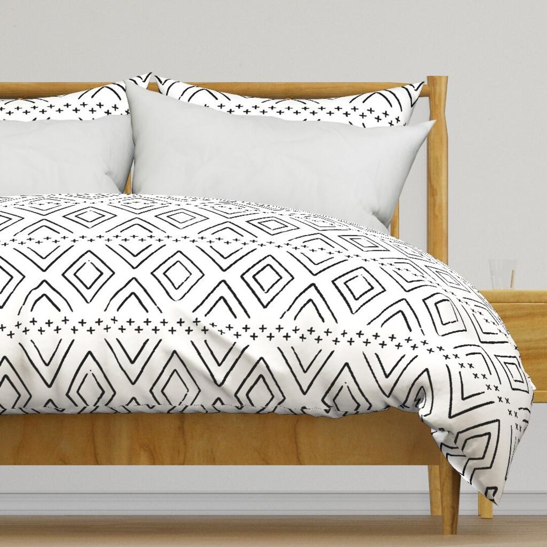 Geometric Diamond Bedding - Farmhouse Diamonds by Littlearrowdesign ...