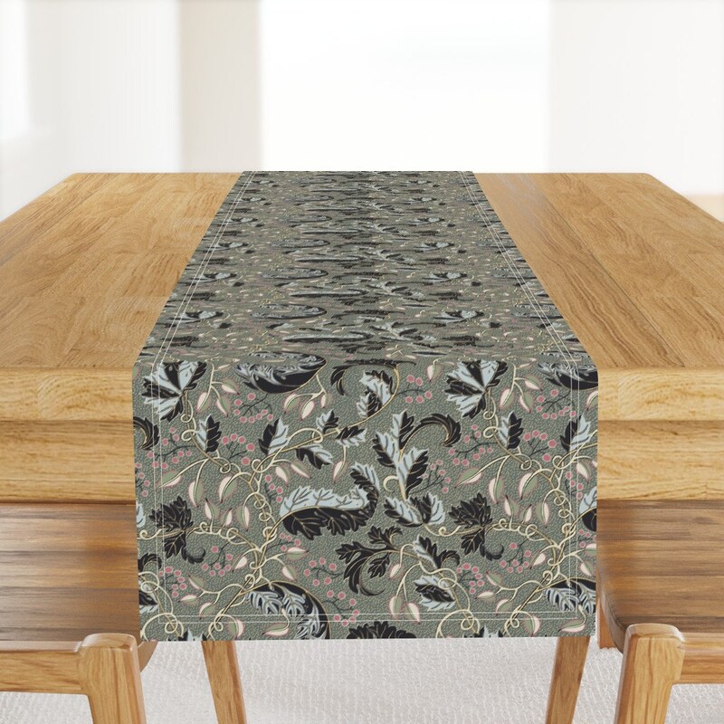Spring Table Runner - Etsy