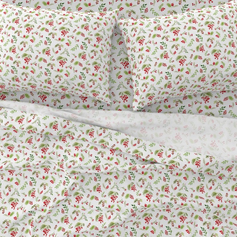 Holly Leaves Sheets Winter Berries by Erijoyjoy Leaves Red - Etsy
