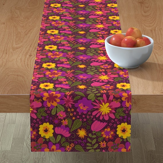 1960s Floral Table Runner Floral Mod by Jenflorentine | Etsy