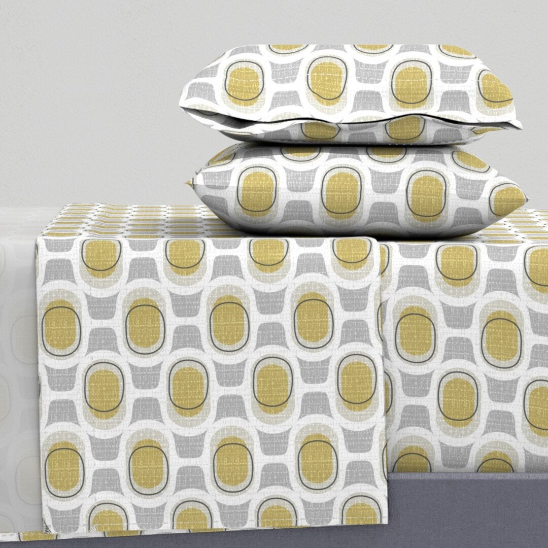 Vintage Sheets Tweedy Orbs Small Scale by Ottomanbrim Retro Modern ...