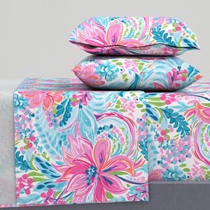 Bold Pink Floral Sheets - Pink Bouquet by Cherylgrahamdesigns - Palm ...
