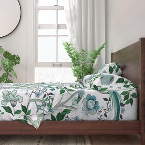 Traditional Sheets - Chinoiserie Peacock by Chrissyink - Chinoiserie ...