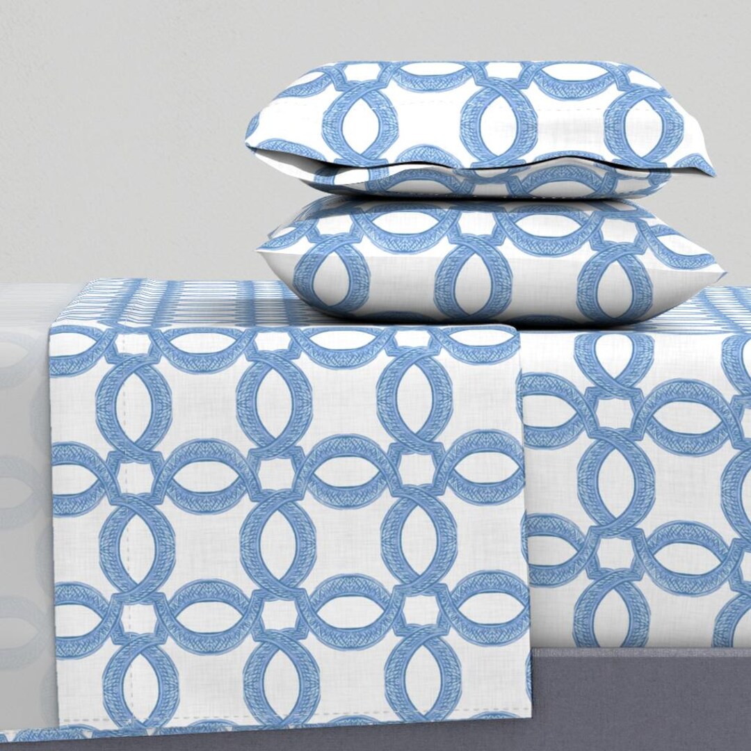 Traditional Sheets - Chinoiserie Ornament Blue by Smokeinthewoods ...