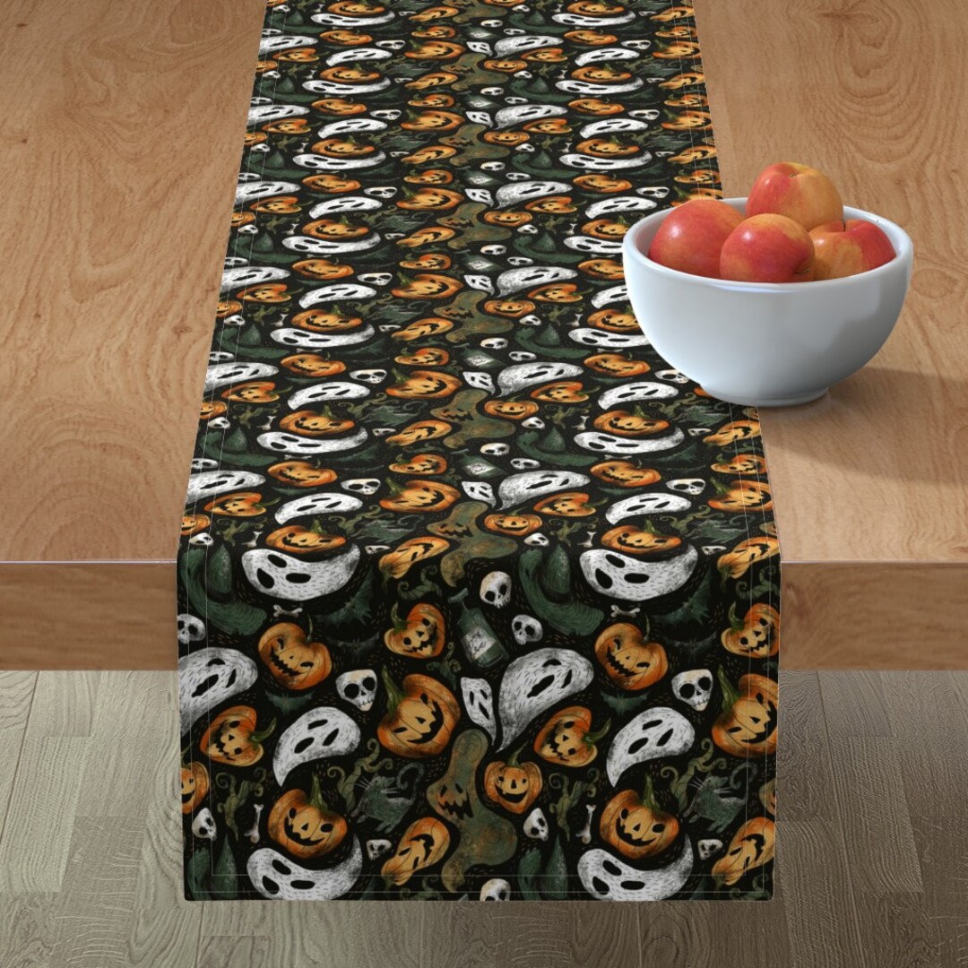 Ghost Table Runner Halloween Party by Daria_nokso Spooky - Etsy