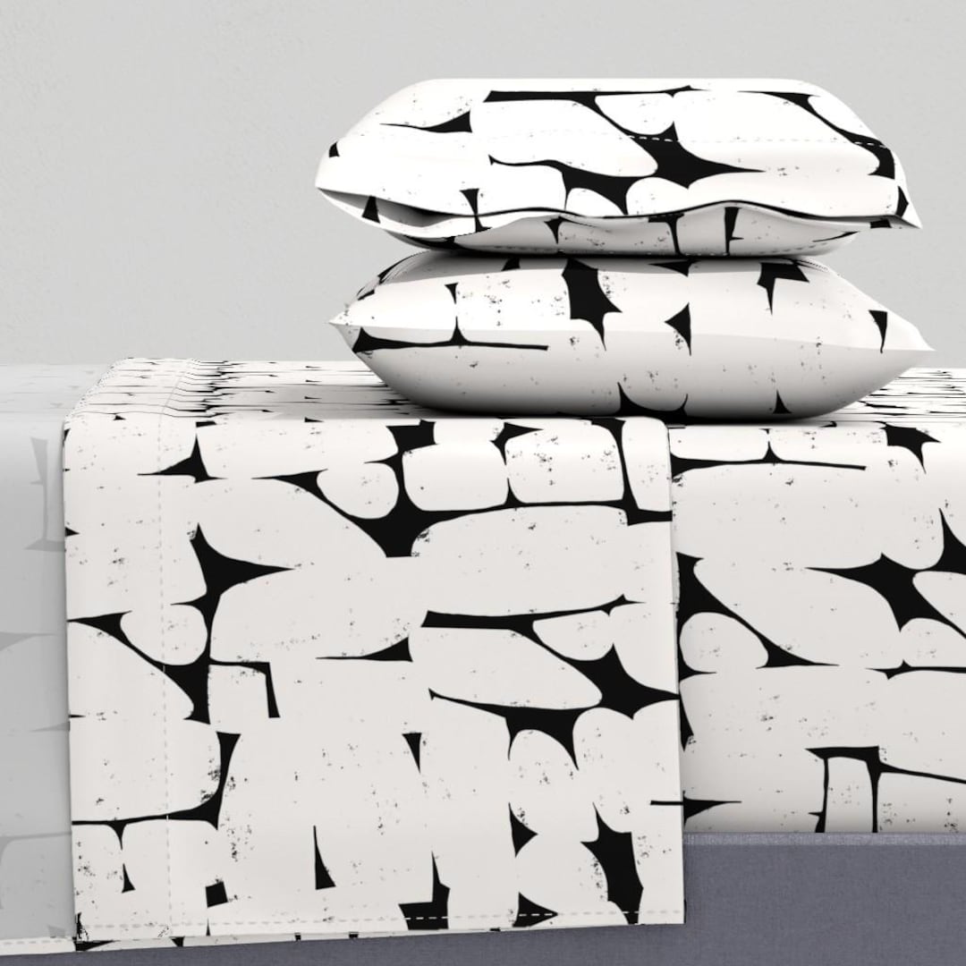 Modern Geometric Sheets - Gathering White by Leilasimonhayes ...