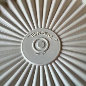 Vintage Accordion Tupperware Servalier Lids Replacements CHOICE Mid ...