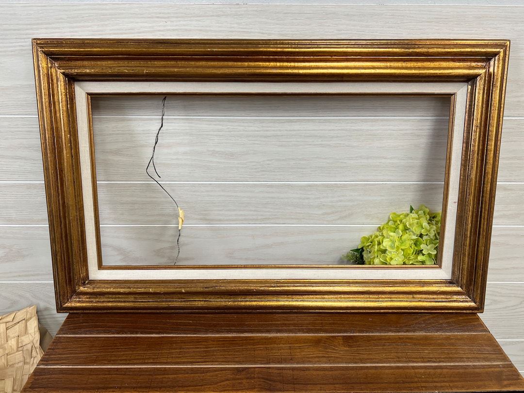 Vintage Empty MCM Wooden Picture Frame / Wall Hanging - Etsy