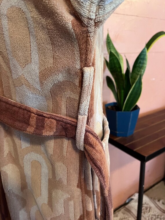 Vintage 70s Robe Mens Large Tan Brown Terry Cloth Geo… - Gem