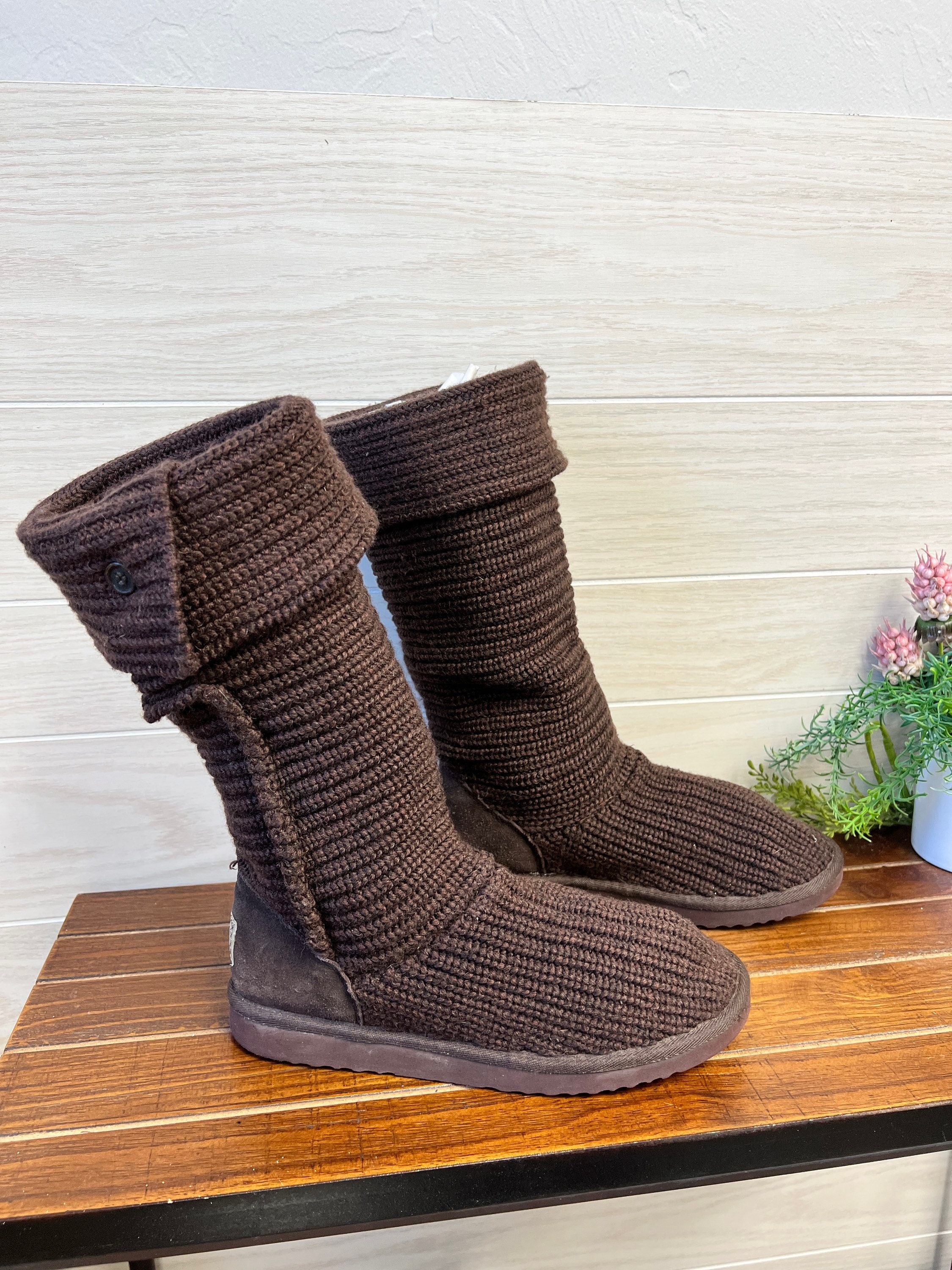 Grey Cardy Uggs